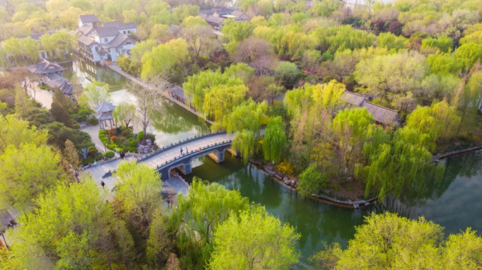 Jinan, a City of Springs City of Springs Time to enjoy spring scenery ...